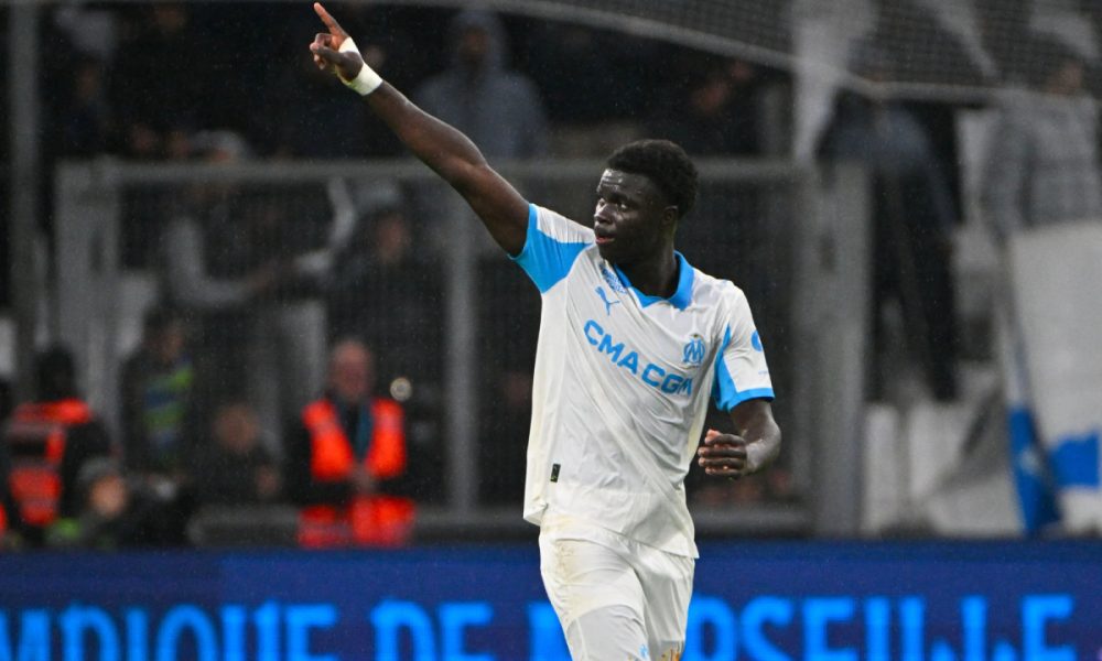 Calciomercato Roma, doppio colpo in arrivo: Vaz e Malen vicini. Stasera ...